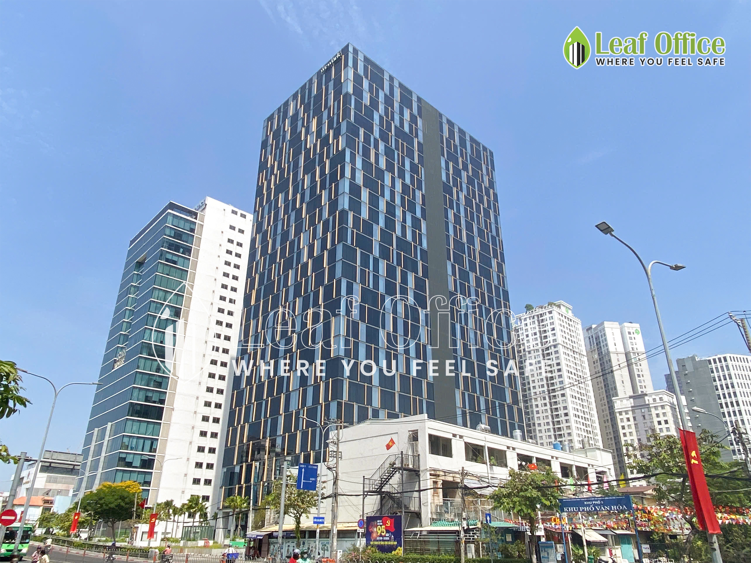 Tòa nhà ETOWN Central Tower | 11 Đoàn Văn Bơ, Quận 4