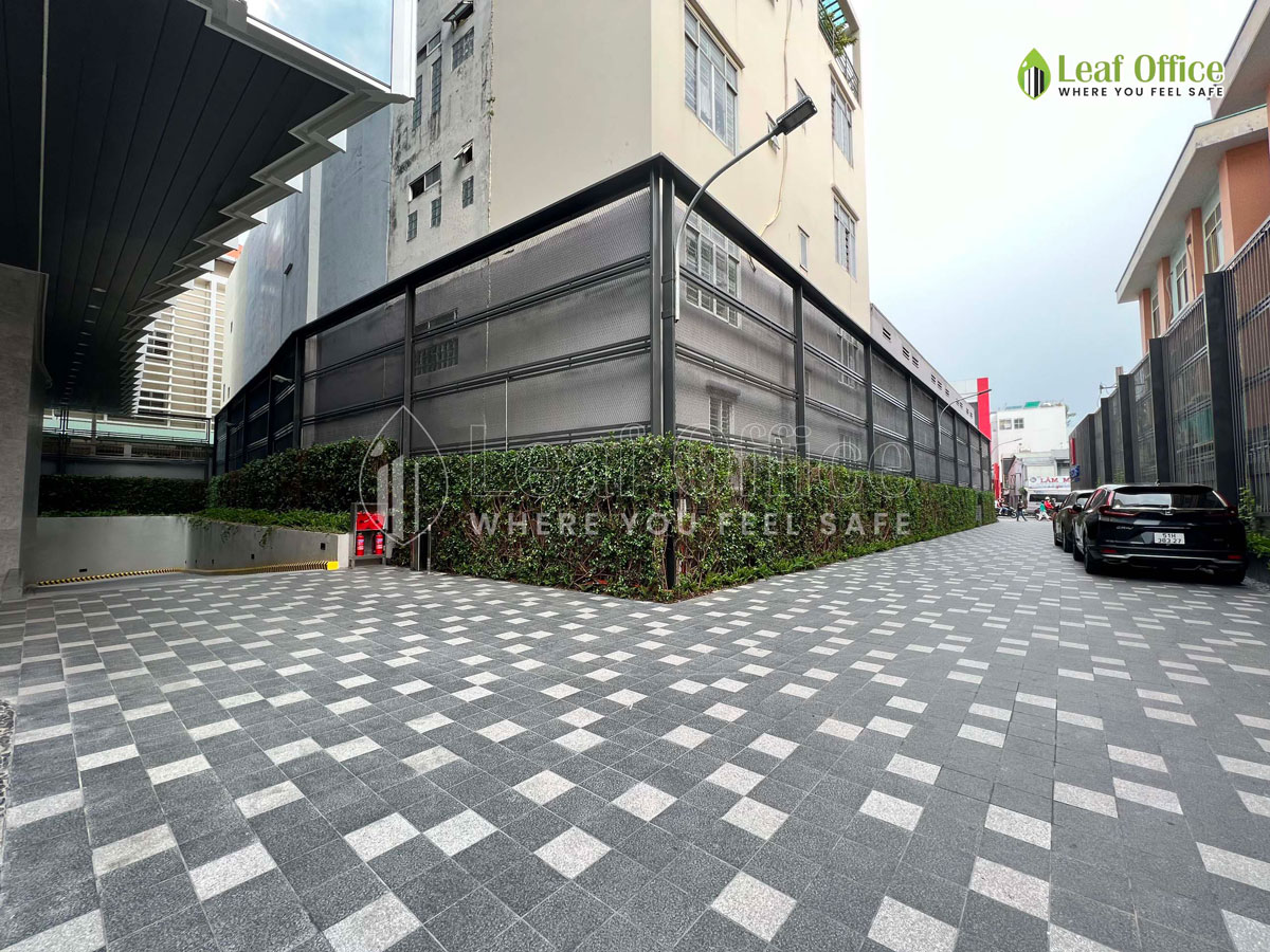 Newtecons Tower - Leaf Office